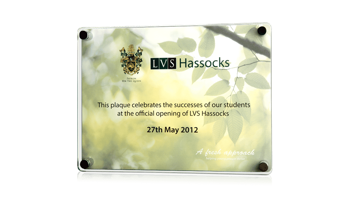 Discover Our Custom LVS Hassocks Wall Plaque Trophy | Gaudio
