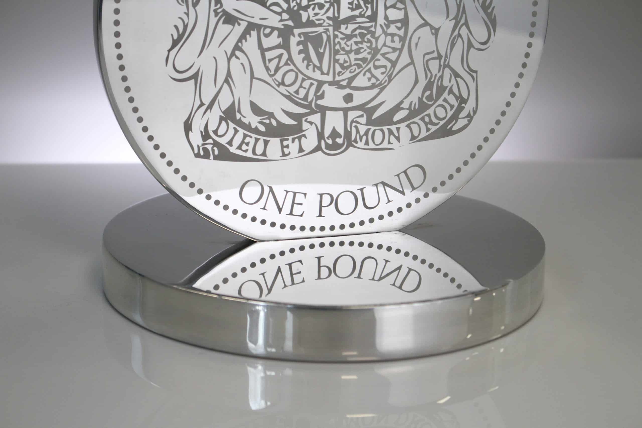 Discover Our Custom Scottish Accountancy Award Trophy | Gaudio