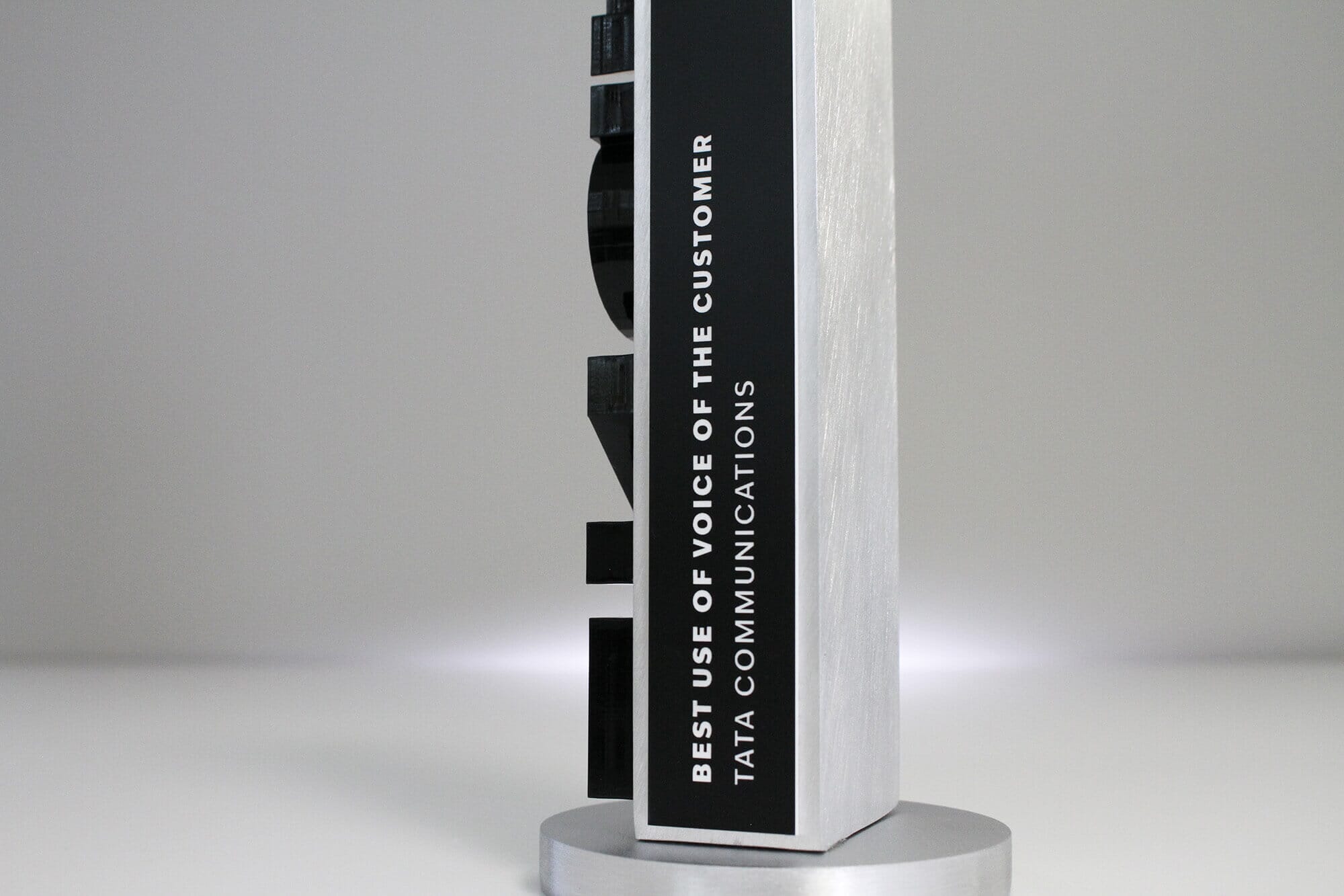 Discover Our Custom Engage Awards Trophy | Gaudio