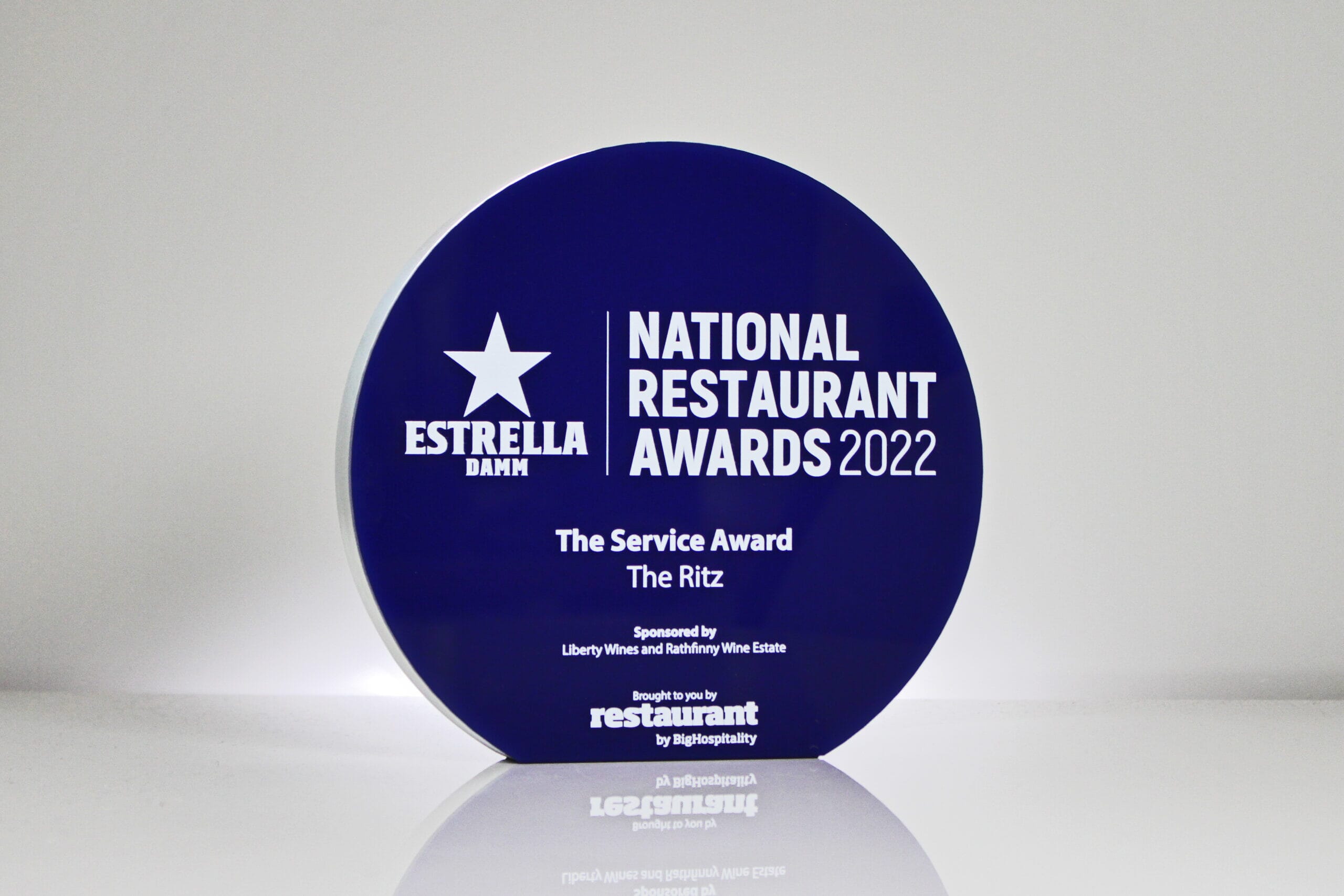 Discover Our Custom National Restaurant Awards Trophy | Gaudio