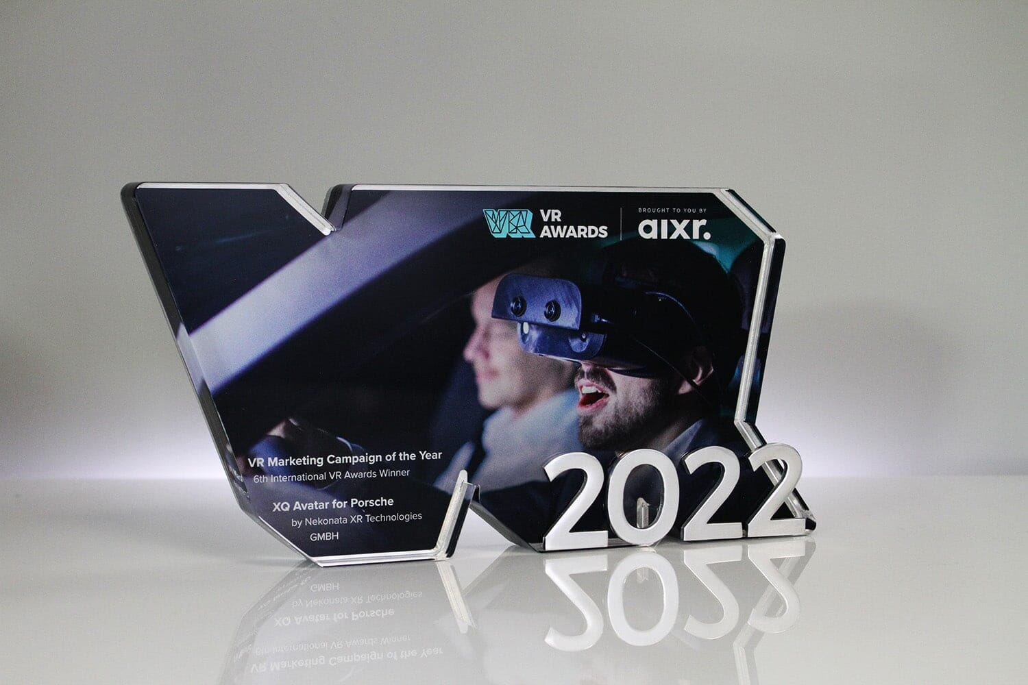 Discover Our Custom VR Awards Trophy | Gaudio