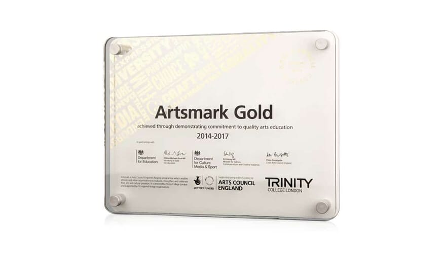 Custom Artsmark Plaques | Gaudio Awards