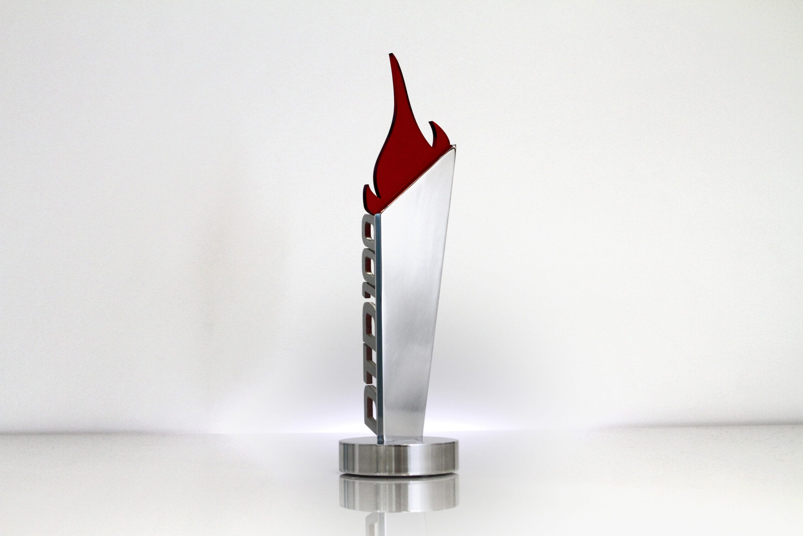 Discover Our Custom DTD100 Poker Championship Trophy